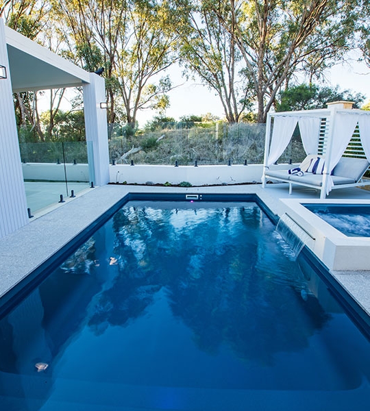 Gary West Pool - Fibreglass Swimming Pools Albury Wodonga | Gary West Pool